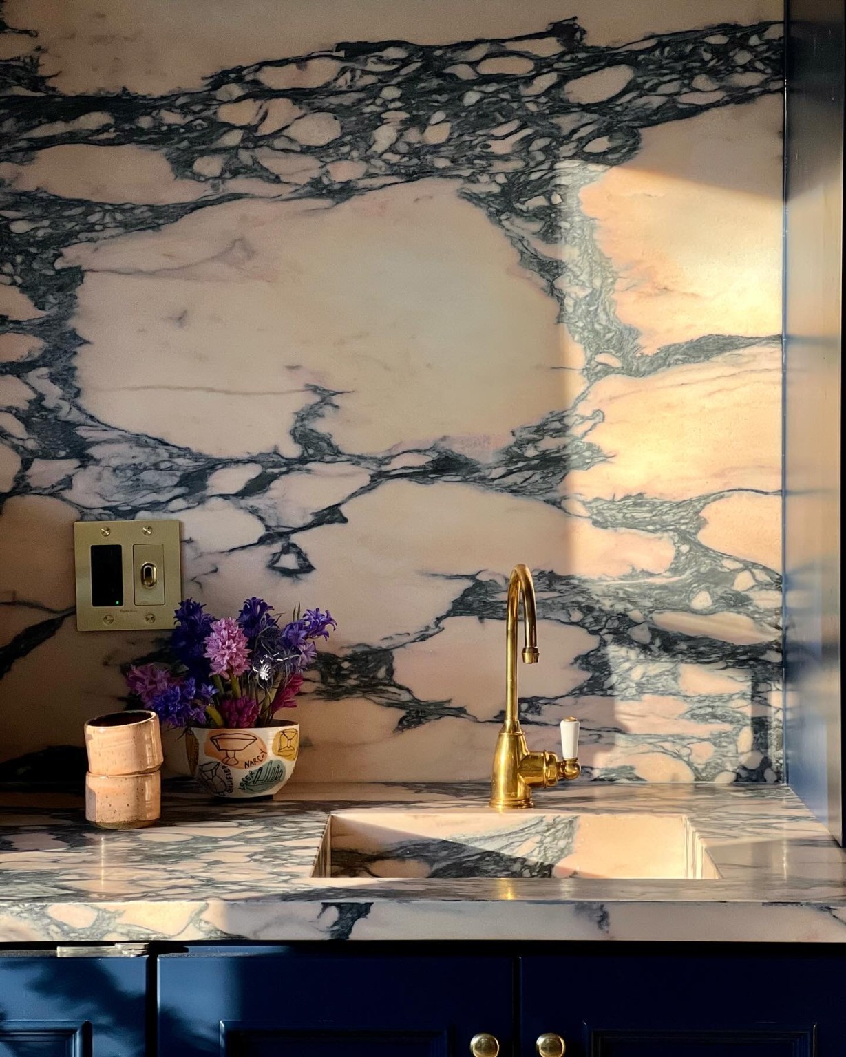 THE KITCHEN (CHICAGO) – KATE PEARCE VINTAGE